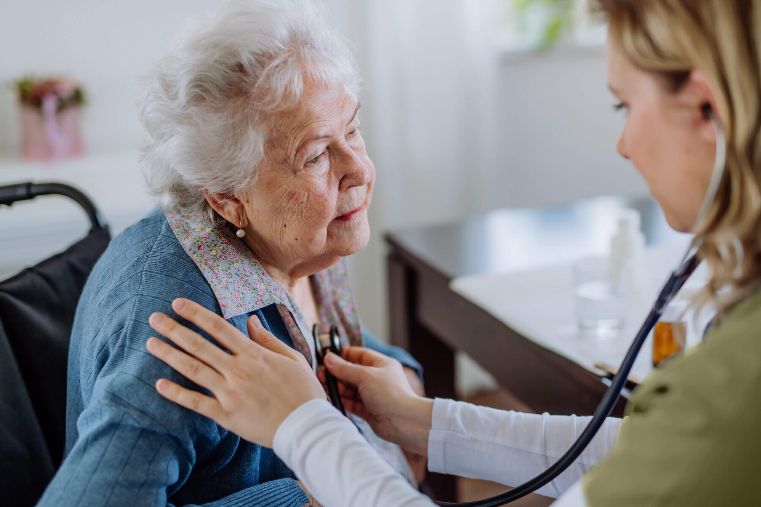 Recognizing the Signs: Navigating End-Stage Heart Failure with ...